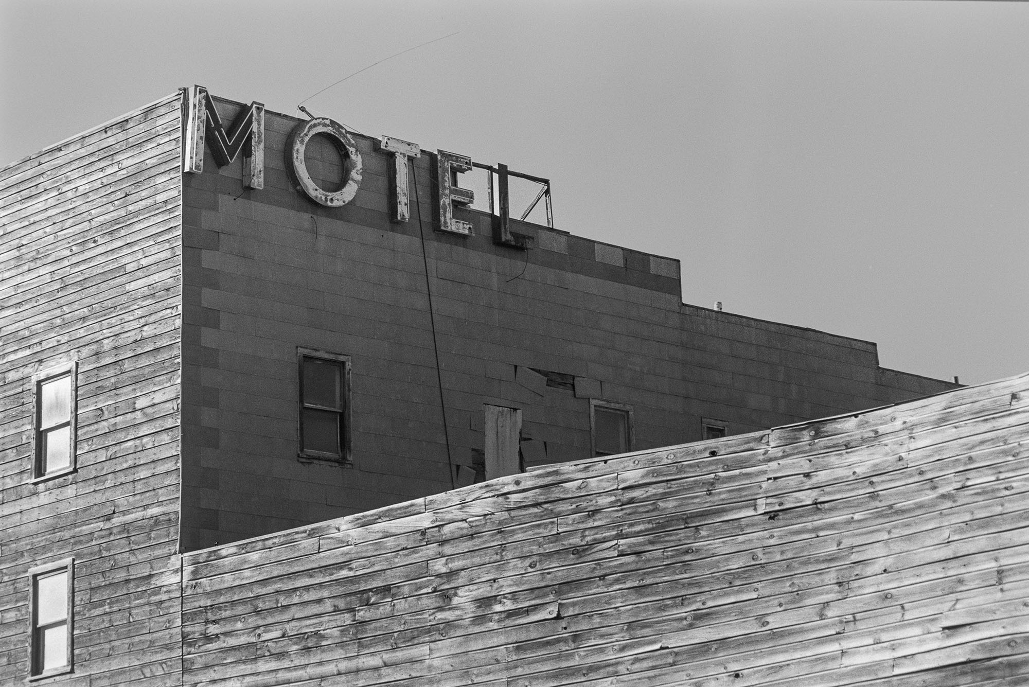 Classic Camera Review: Nikon N90s - The Noisy Shutter