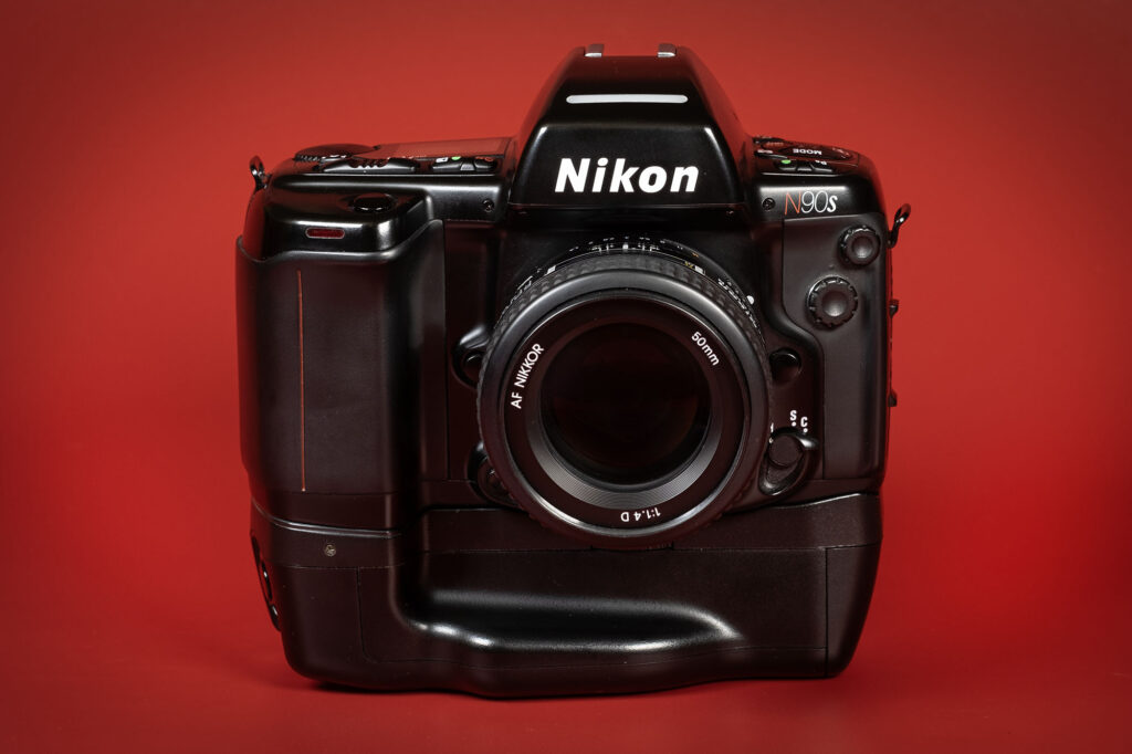 Classic Camera Review: Nikon N90s - The Noisy Shutter