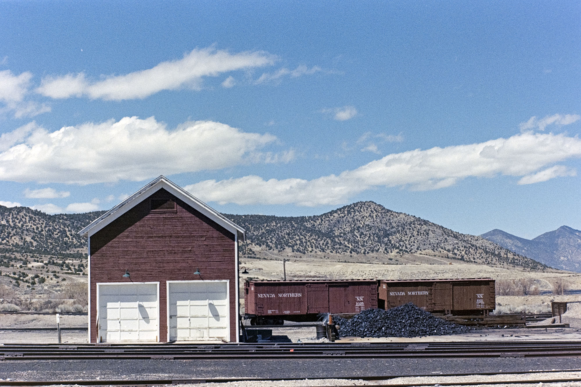 Classic Camera Review: Pentax P30t - The Noisy Shutter