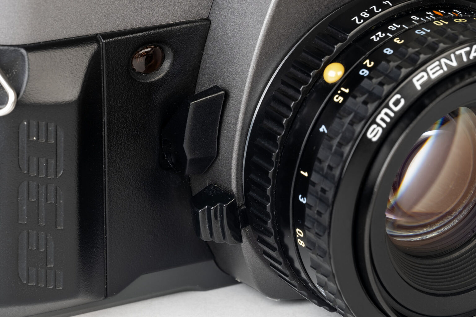 Classic Camera Review: Pentax P30t - The Noisy Shutter